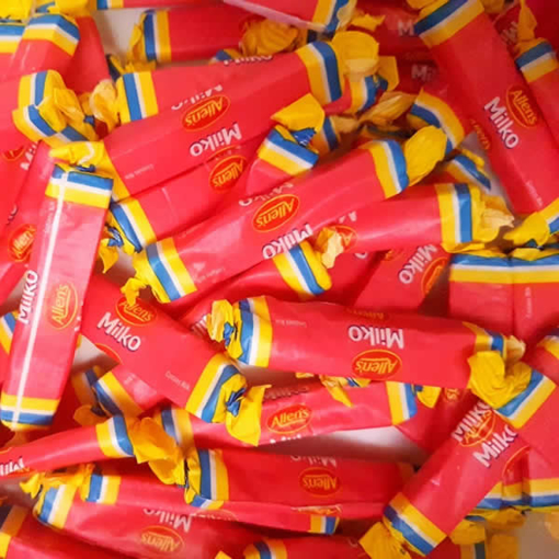 Allen's Milko Chews in 800g bag. Wallies Lollies